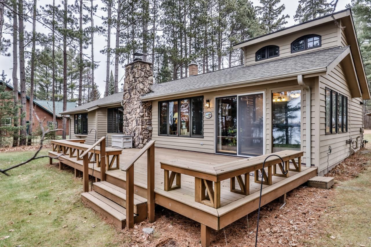 Fence Lake 3 Bedroom Home | Lac Du Flambeau, Wisconsin