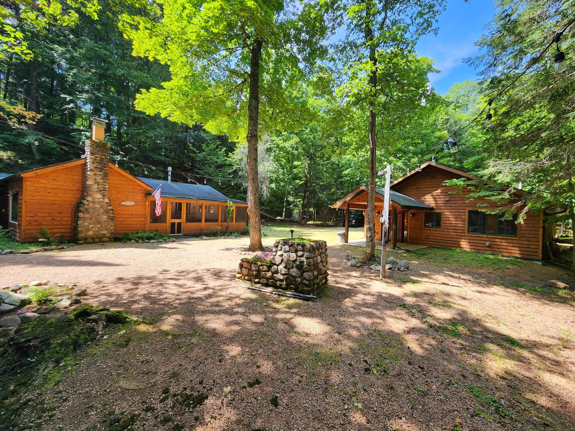 Forest Lake 3 Bedroom Home | Land O Lakes, Wisconsin