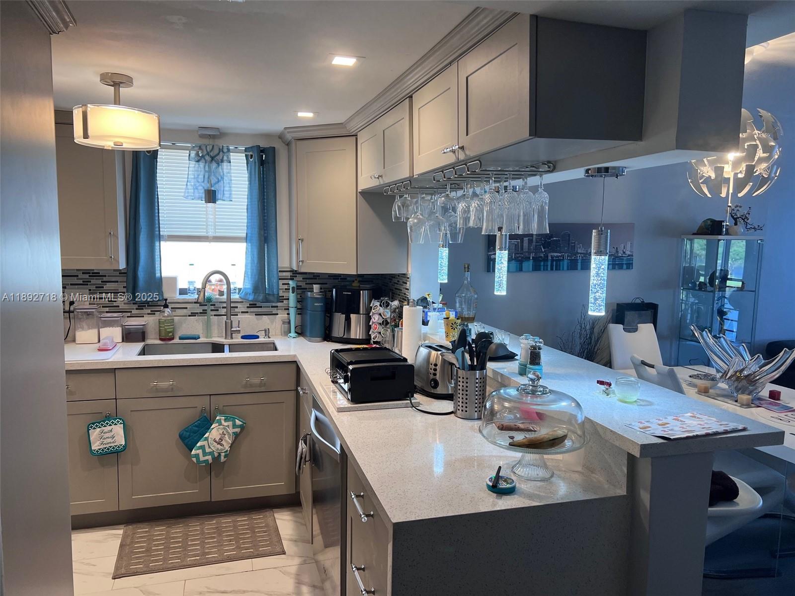 Cypress Bend | MLS# A11892718 2307 S Cypress Bend Dr 406 A, Pompano ...