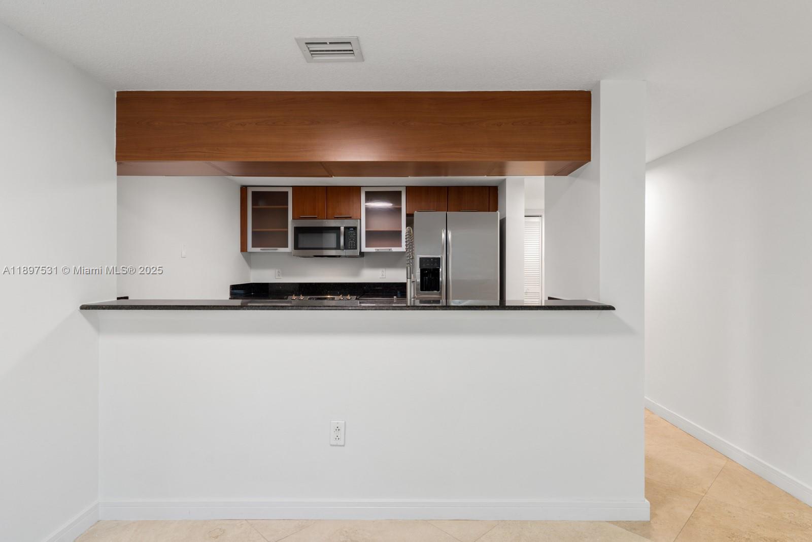 1800 Club | MLS# A11897531 1800 N Bayshore Dr 2511, Edgewater, Florida 33132