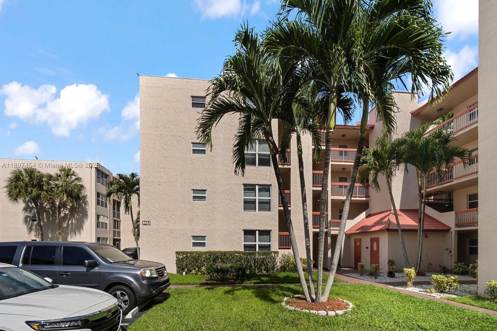 9451 Evergreen Pl, #303, Davie, FL, 33324 | MLS# A11897454 | William Raveis