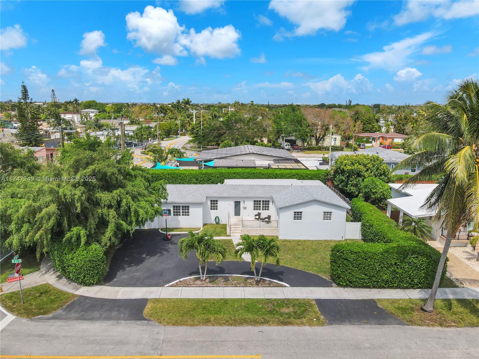 8371 SW 32nd Ter For Sale, Miami, FL 33155 Home | ByOwner