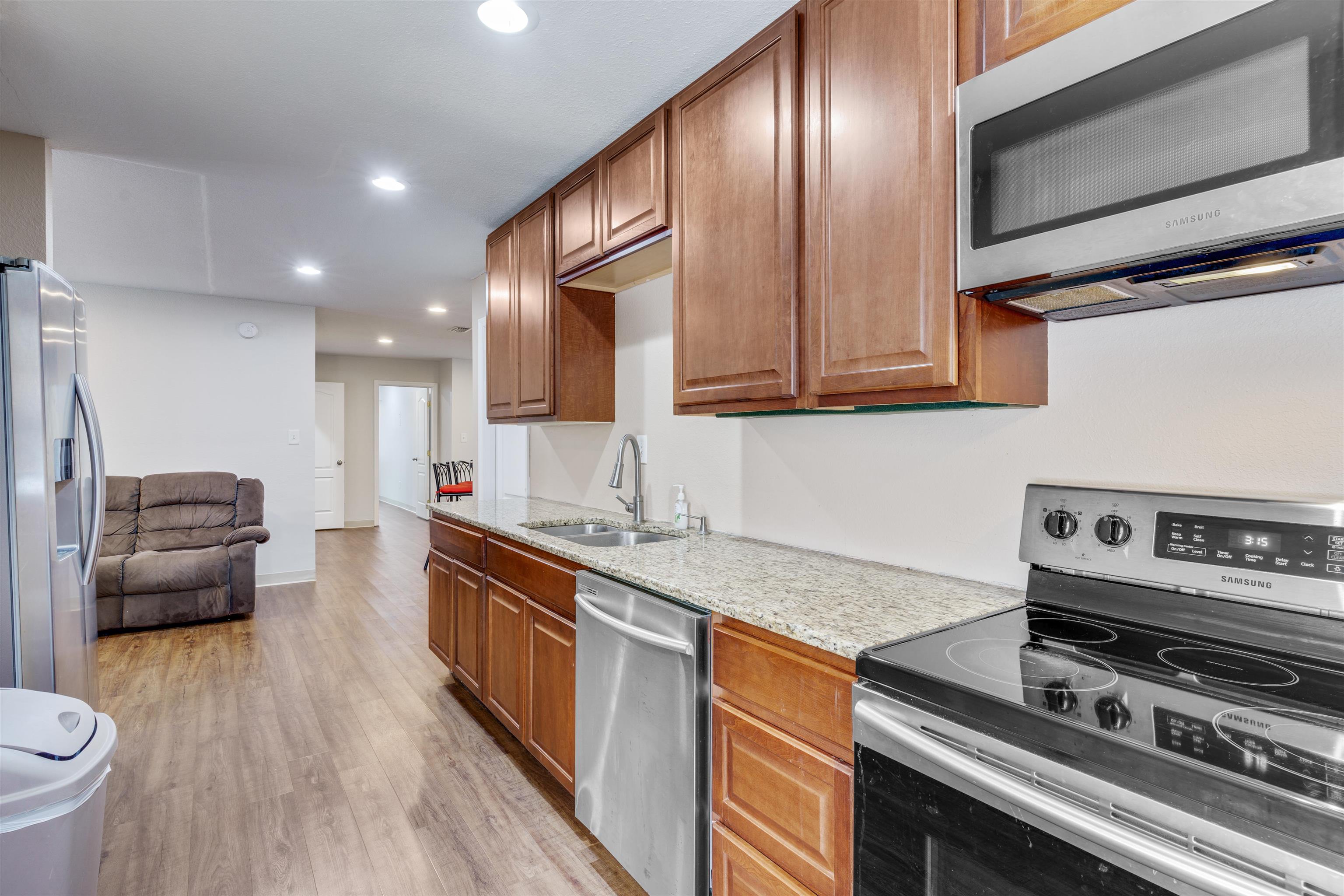 2610 MAYFAIR Drive | Hum Real Estate